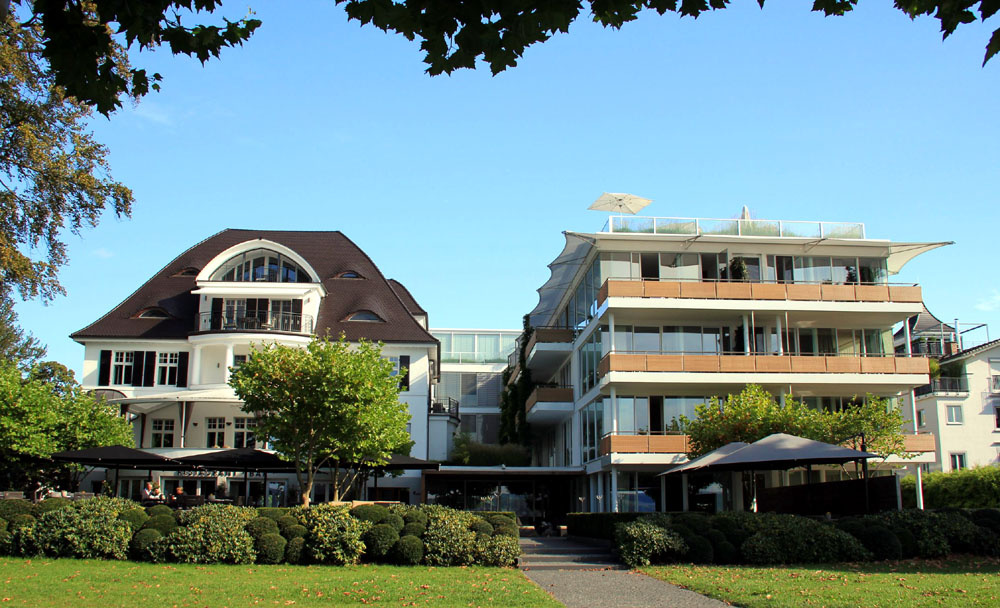 Rooftop-Pool with a view - Hotel Riva in Konstanz - just luxe TRAVEL