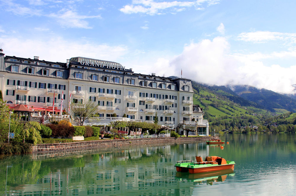 Grand Hotel Zell am See - Ein Postkartenhotel mit Geschichte - just ...